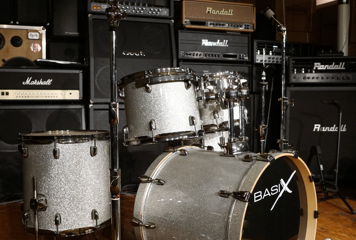 Basix Drumset Custom Silver Sparkle Darkchrom Hardware – Musique Favre