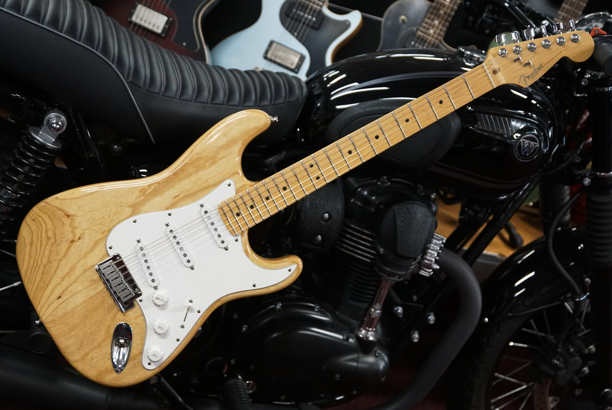 Fender Electric Guitar Stratocaster USA Ash Body - Occasion inkl. Koff ...